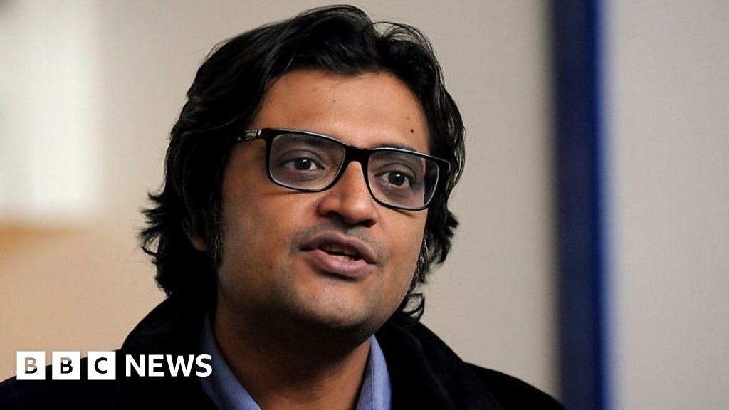 India's most controversial TV news anchor - BBC News