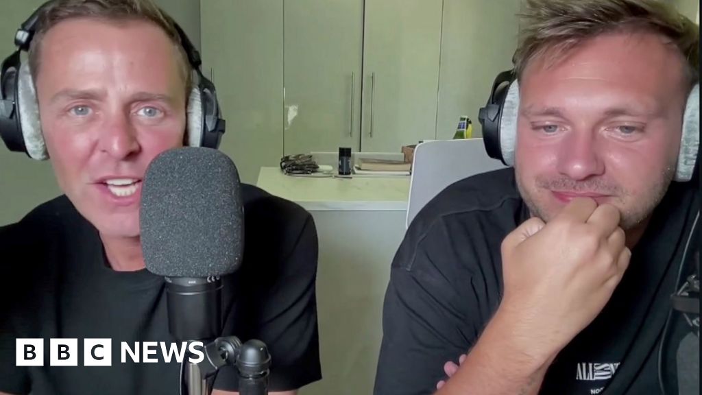 DJ Scott Mills says he's felt Welsh for years - BBC News