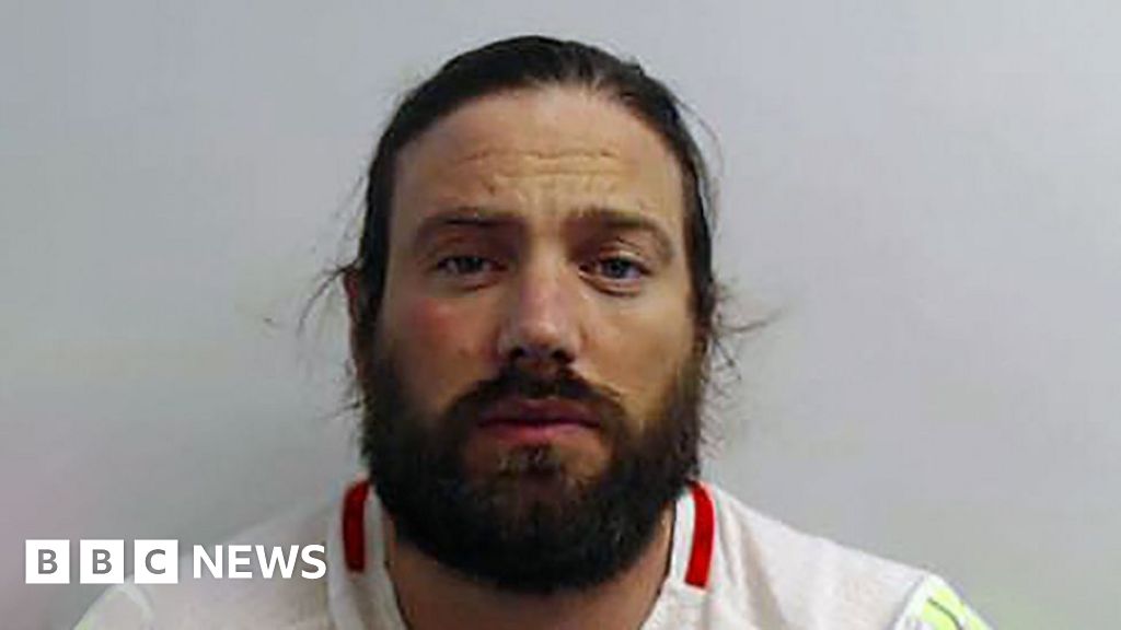 Violent rapist defrauded £214,000 from ex-partners - BBC News