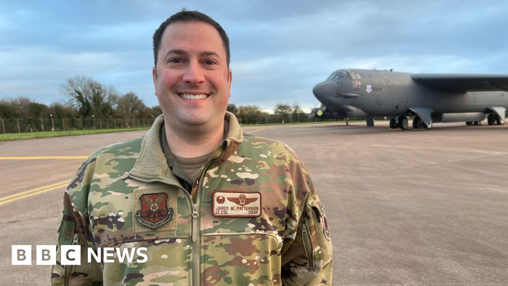 RAF Fairford welcomes US Air Force personnel to Cotswolds - BBC News