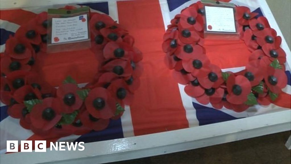 Horspath villager's Remembrance Sunday memorial allowed - BBC News