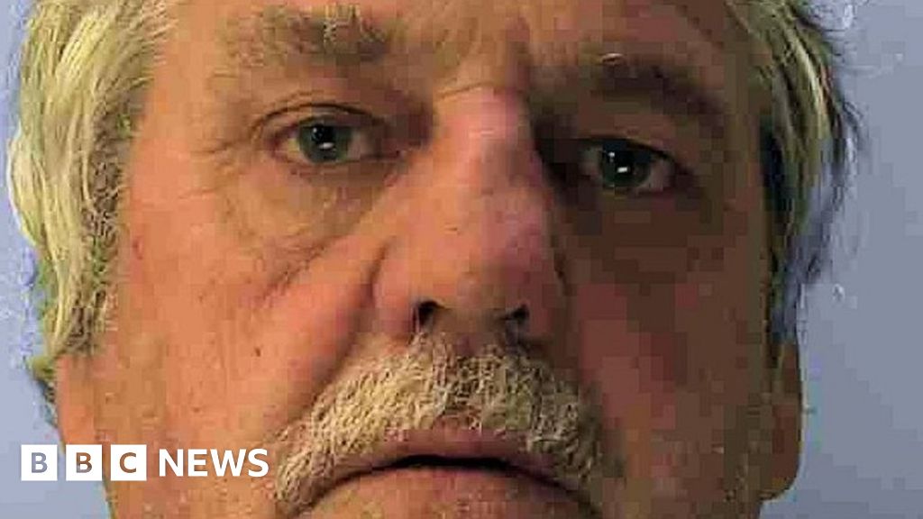 Bexhill kidnapping: Solihull man Stephen Perry jailed - BBC News