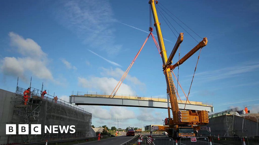 New A50 dual carriageway bridge built in a weekend - BBC News