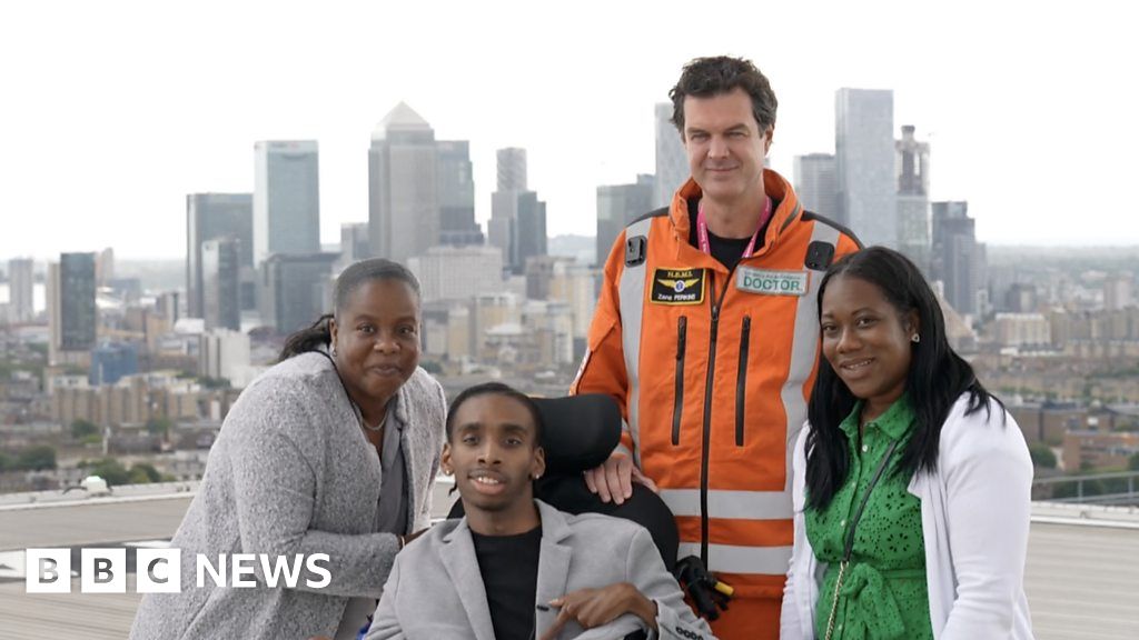 Stab victim thanks London Air Ambulance for saving him - BBC News