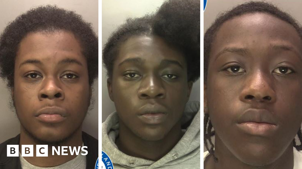 Seven jailed after teen stabbed in Coventry city centre - BBC News
