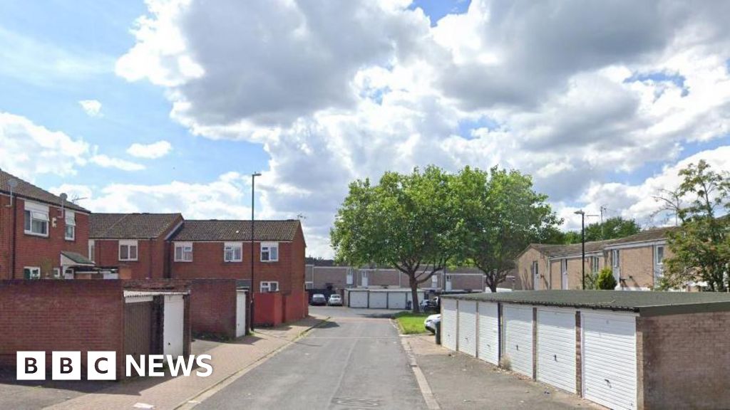 Man seriously injured in Coventry machete attack