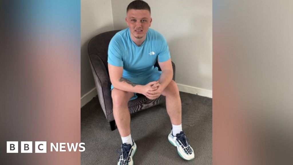 Murder arrests after man, 21, dies following stabbing in Derby