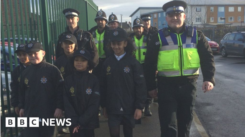 Wales' first 'Mini Police' take to Newport streets - BBC News