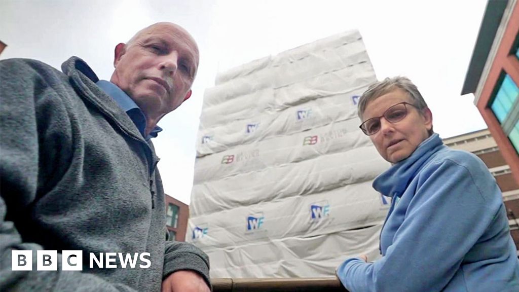 Cladding: 'We're paying to live in a dark, dull box' - BBC News