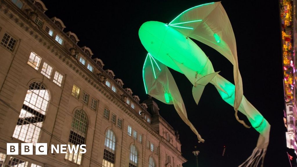 Lumiere festival lights up London landmarks - BBC News