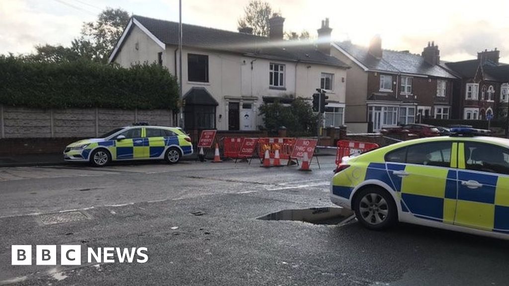 Boy, 16, charged with murder of Matthew Dale - BBC News