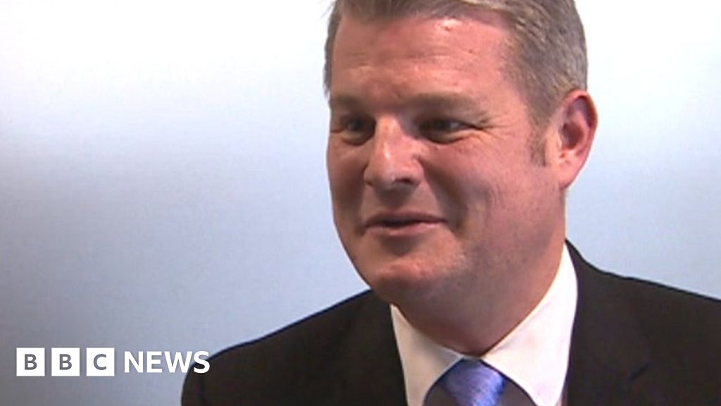 Yorkshire MP Stuart Andrew defends Wales Office job - BBC News