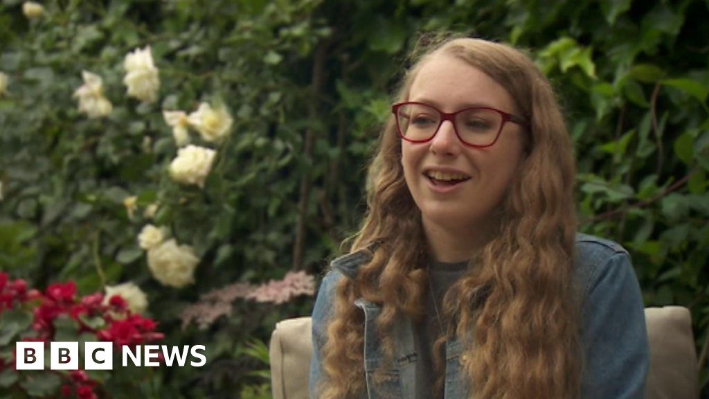 Anorexia: 'If I don't stop this, I will die'