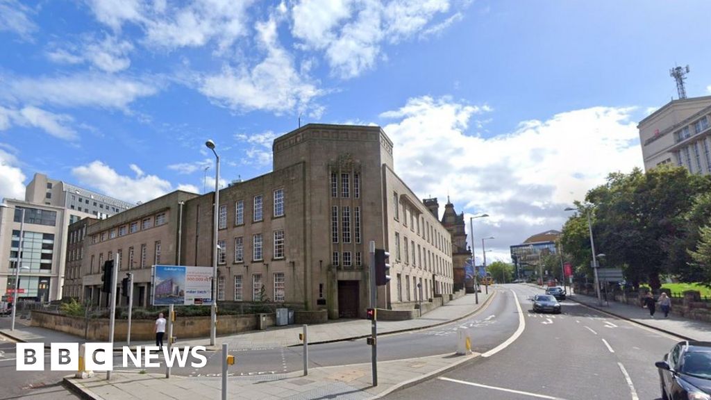 Nottingham's Guildhall hotel plans on hold after appeal launched - BBC News