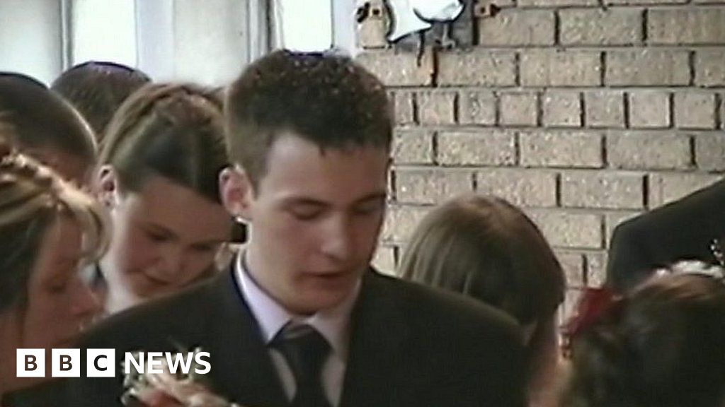 Family of murdered Lee Rigby release home videos - BBC News