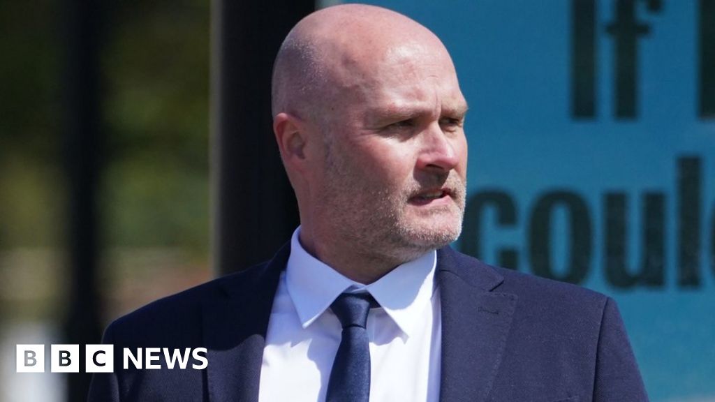 Northumbria chief Karl Wilson cleared of assaulting his wife - BBC News