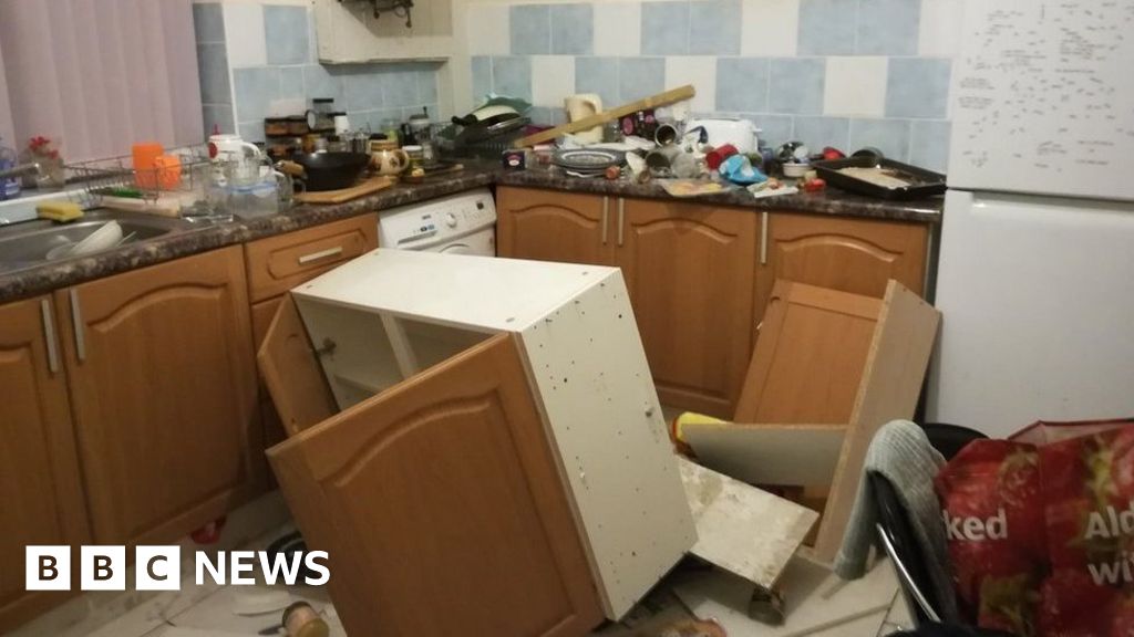 Shared home tenants 'may face rent rises or eviction' - BBC News