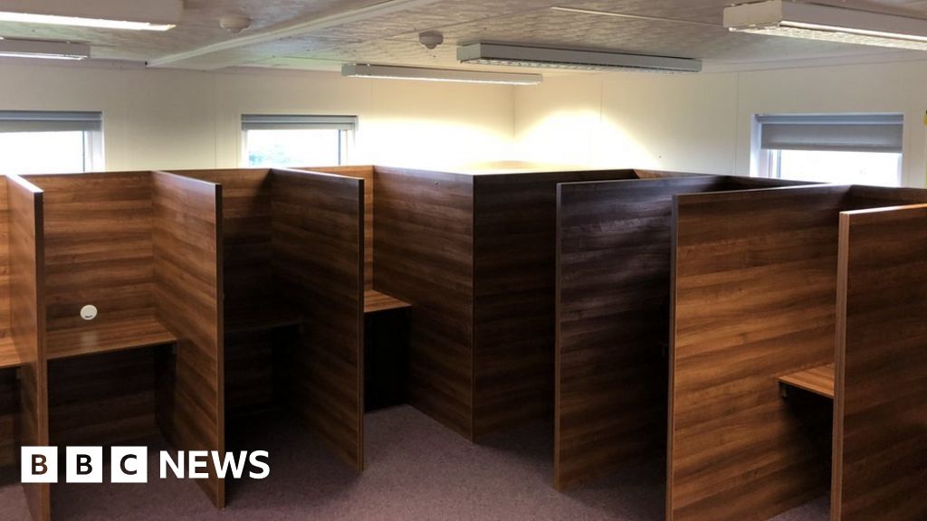 Pupils shut in isolation rooms for hours, teachers say - BBC News