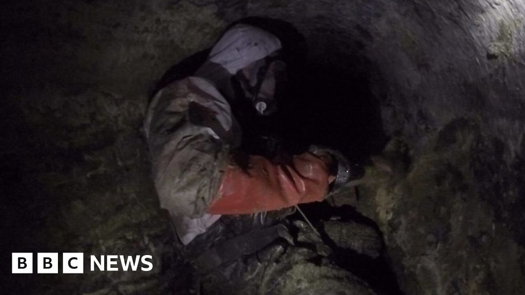 London's monster 130 tonne fatberg finally cleared - BBC News