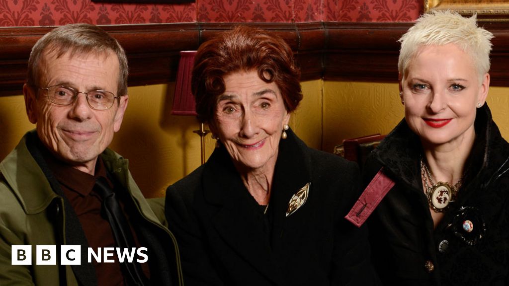EastEnders: Lofty and Mary return confirmed - BBC News
