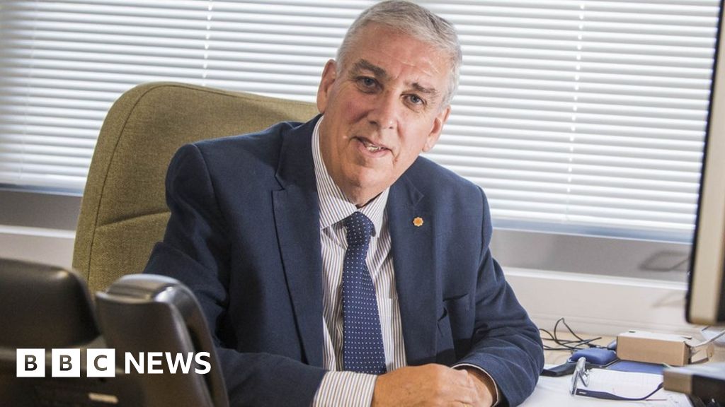 New police boss promises to tackle domestic violence - BBC News