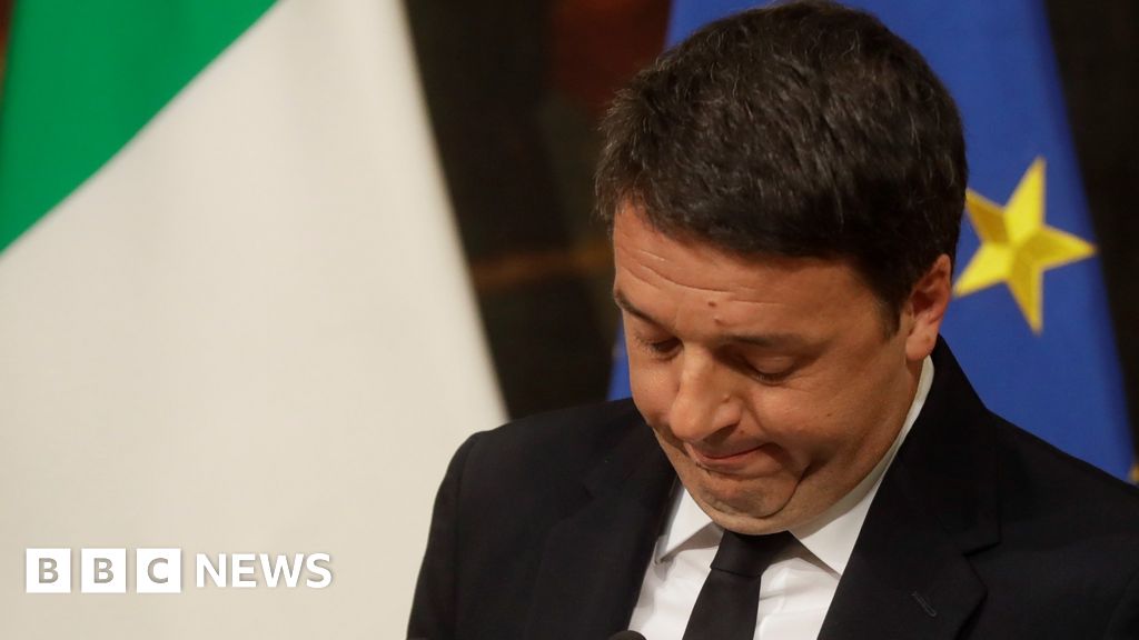 Italy PM Matteo Renzi delays resignation until budget is passed - BBC News