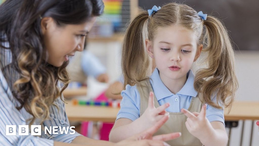 northern-ireland-primary-pupils-high-achievers-in-maths-bbc-news