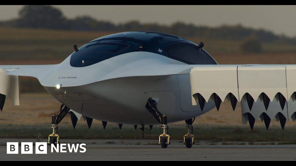The Lilium Jet makes a vertical take-off - BBC News