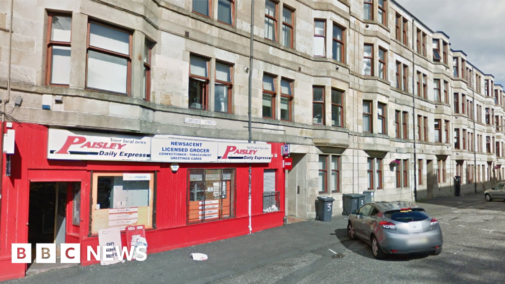 Armed robber in Paisley newsagents raid