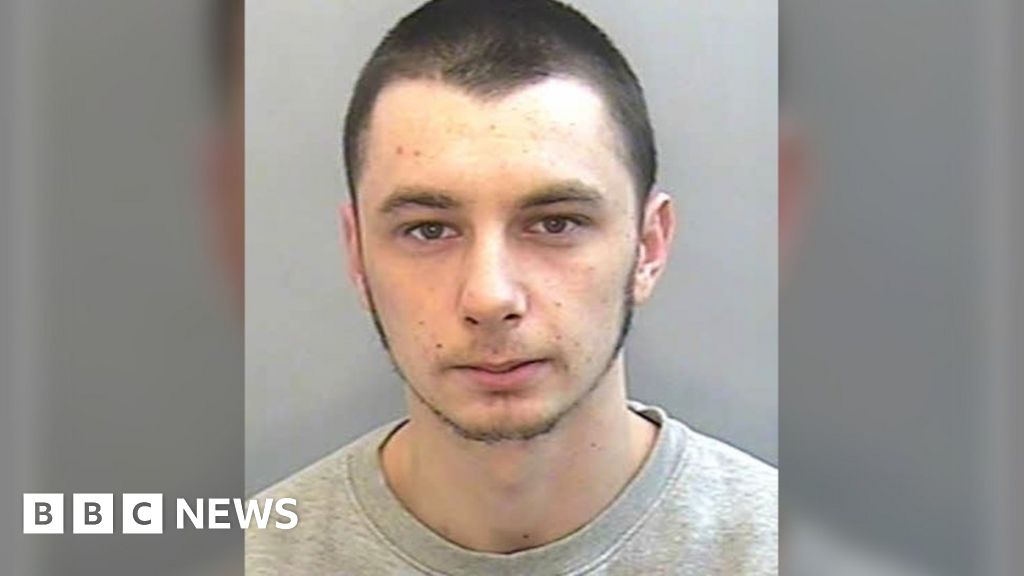 Man who controlled ex-partner's digital existence jailed - BBC News