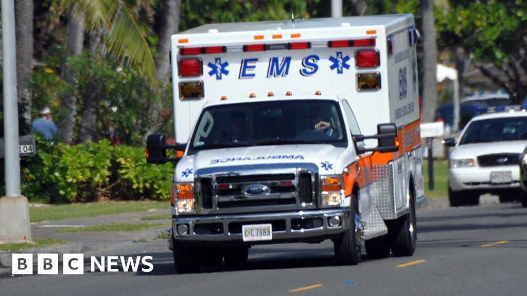 When Uber drivers replace ambulances - BBC News