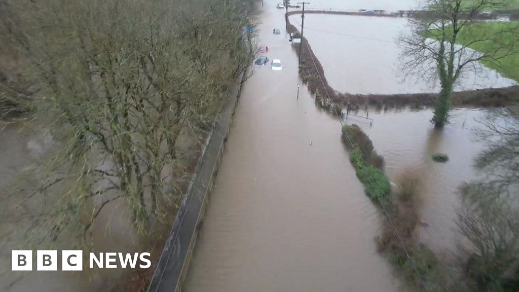 Wales weather: Flooding across country as river levels rise - BBC News