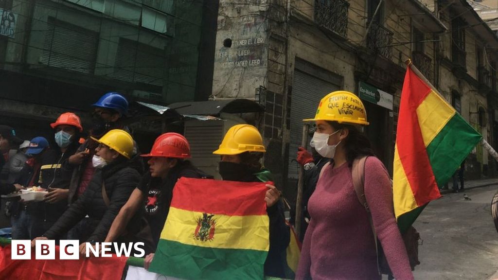 Bolivia crisis: Conflict fills political vacuum after Morales - BBC News