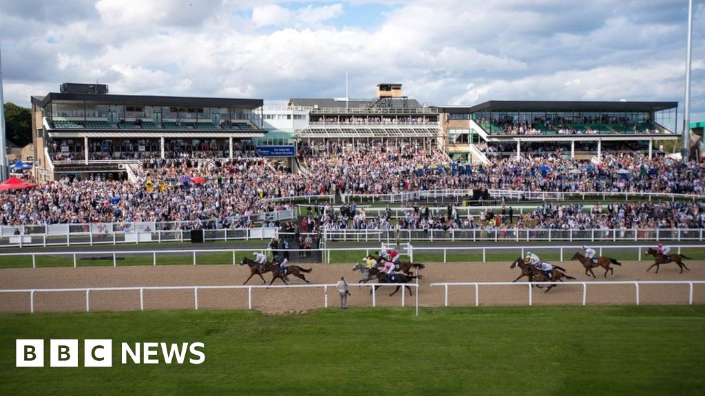 Major expansion plans for Newcastle Racecourse unveiled - BBC News