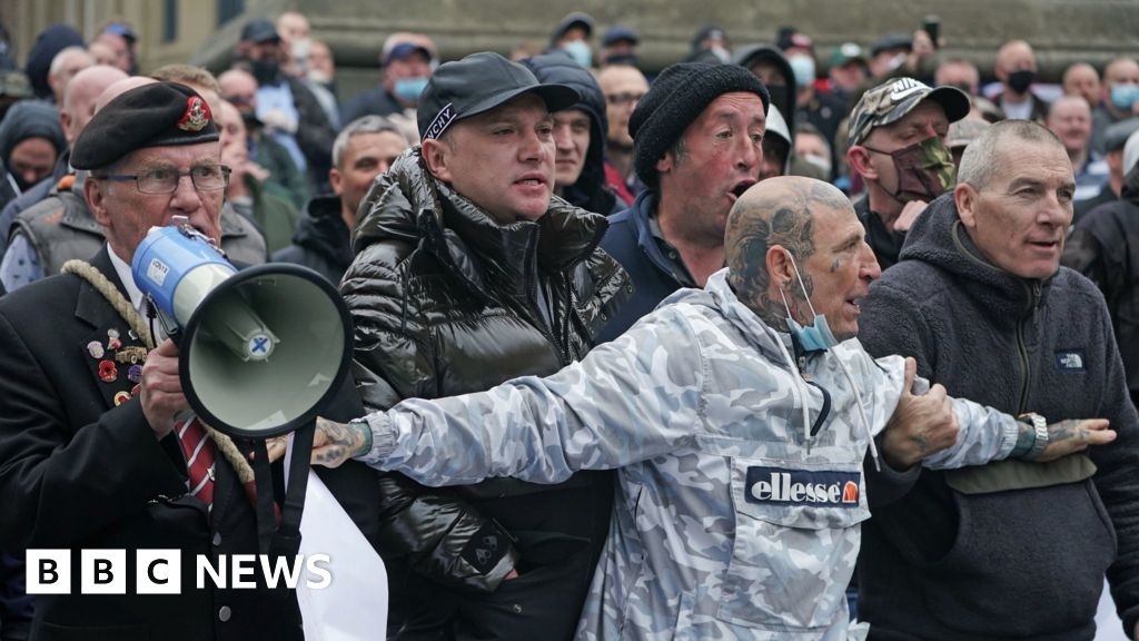 Newcastle Black Lives Matter counter-protest: Police officers injured ...