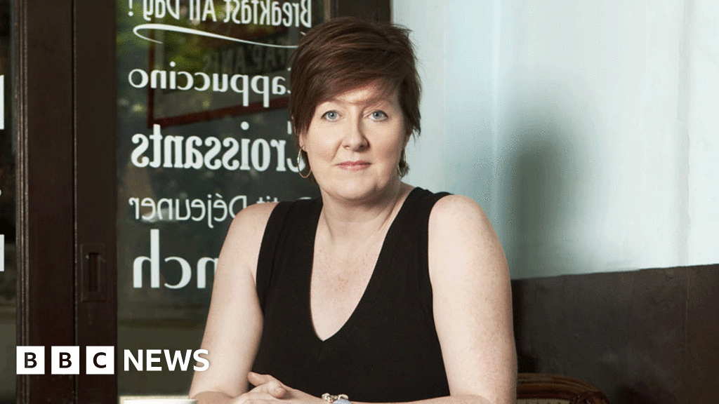 Shelagh Fogarty reveals 18-month stalking ordeal - BBC News