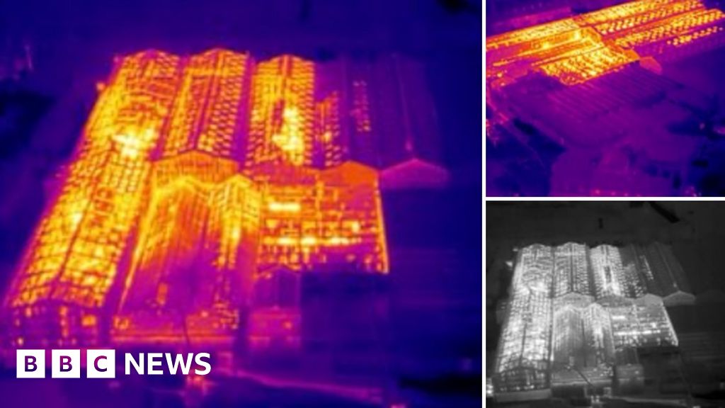 Adlington fire: Blaze tears through storage warehouse - BBC News