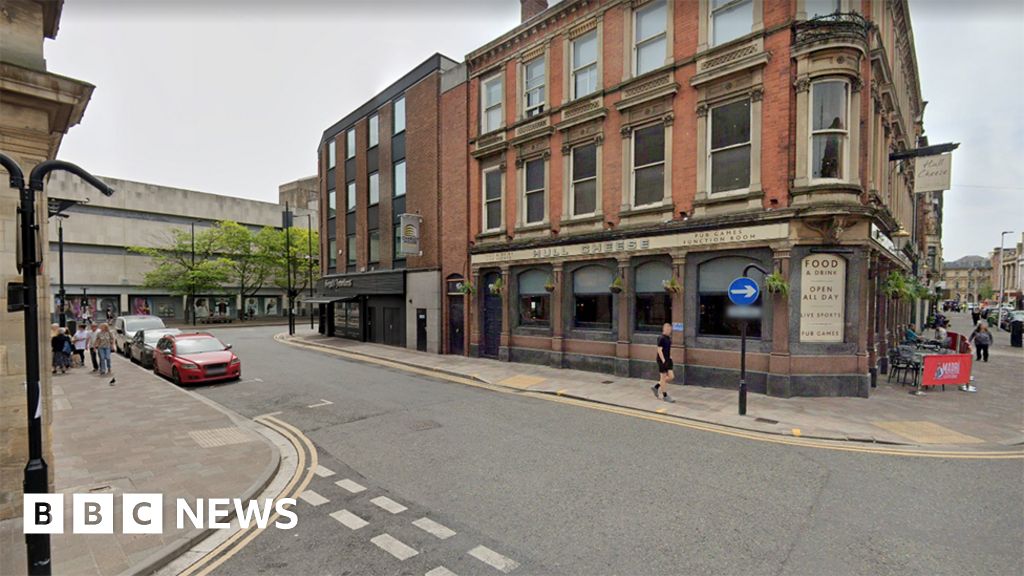 Hull: Man arrested after CCTV street attack appeal