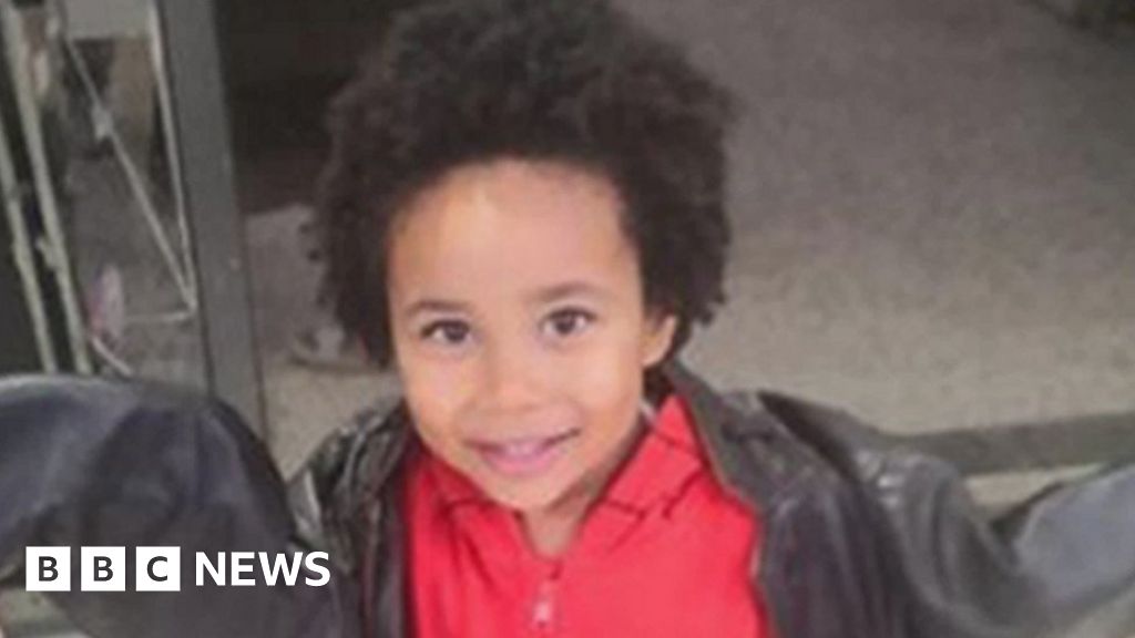 Kobi Dooly: Father pays tribute to 'dearly missed' son, 4 - BBC News