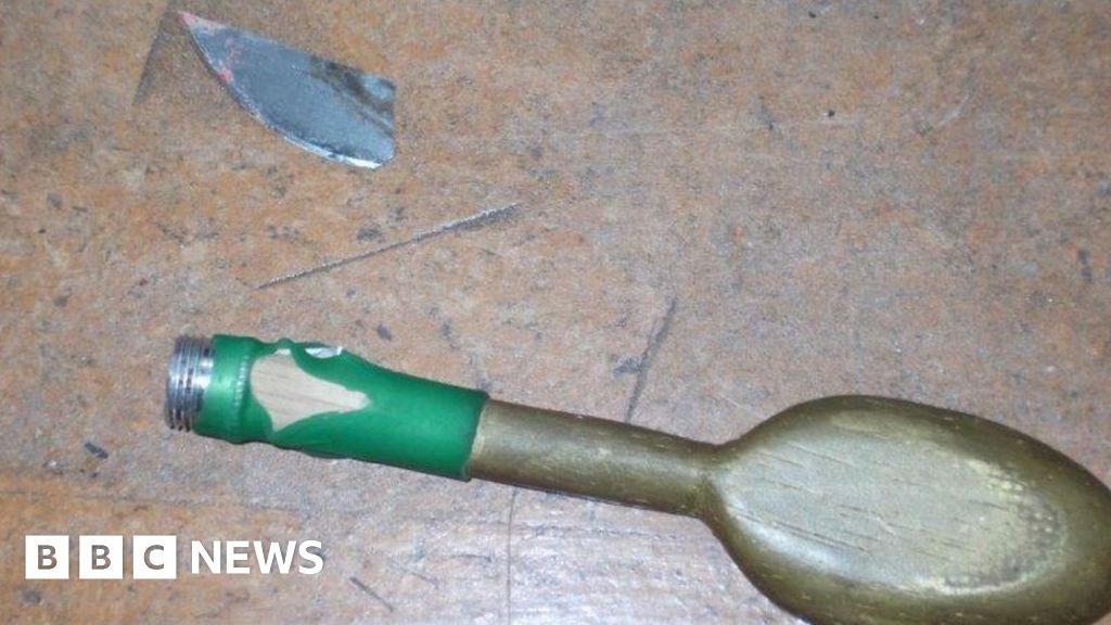 Whitemoor prisoner stabbed inmate with wooden spoon - BBC News