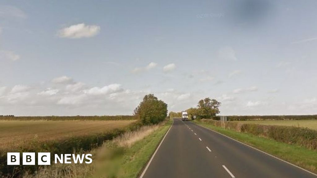 A15 lorry crash: Teenage car driver dies at scene - BBC News