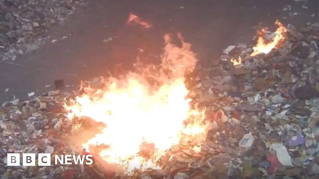 Aberdeen recycling fire: People urged not to throw away batteries - BBC ...