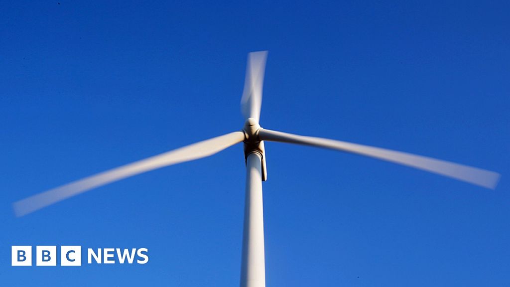 Dumfries and Galloway wind farm deal worth £104m agreed - BBC News