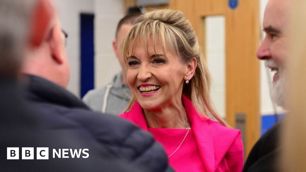 Martina Anderson to return to Stormont as new Foyle MLA - BBC News