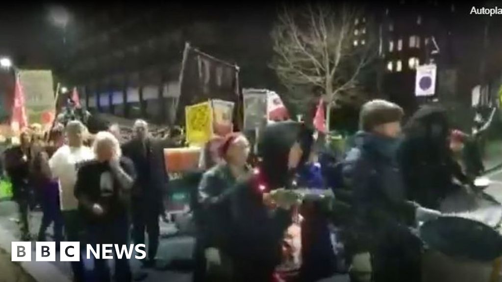 Sheffield venue for Orgreave inquiry protest march - BBC News