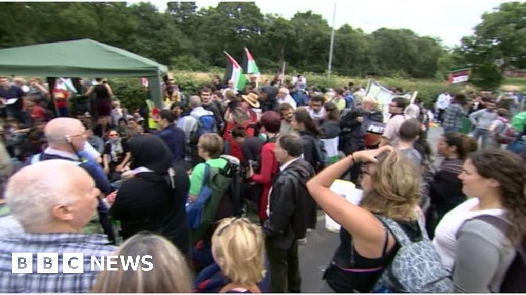 Arrests at Staffordshire drone factory protest - BBC News