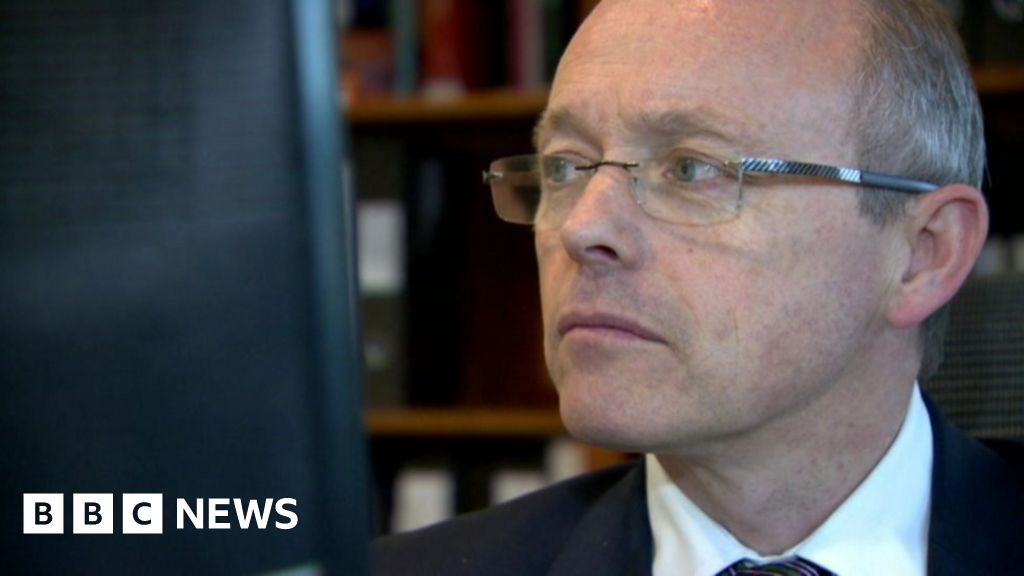 Gordon Galloway not guilty of Barra McGrory 'death threat' - BBC News