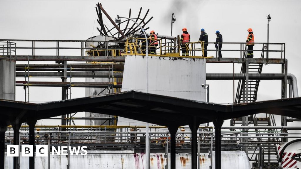 Czech explosion: Deadly blast at chemical plant