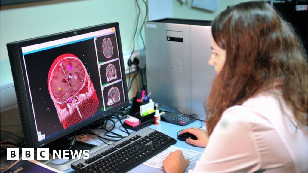 New brain injury test could improve patient care - BBC News