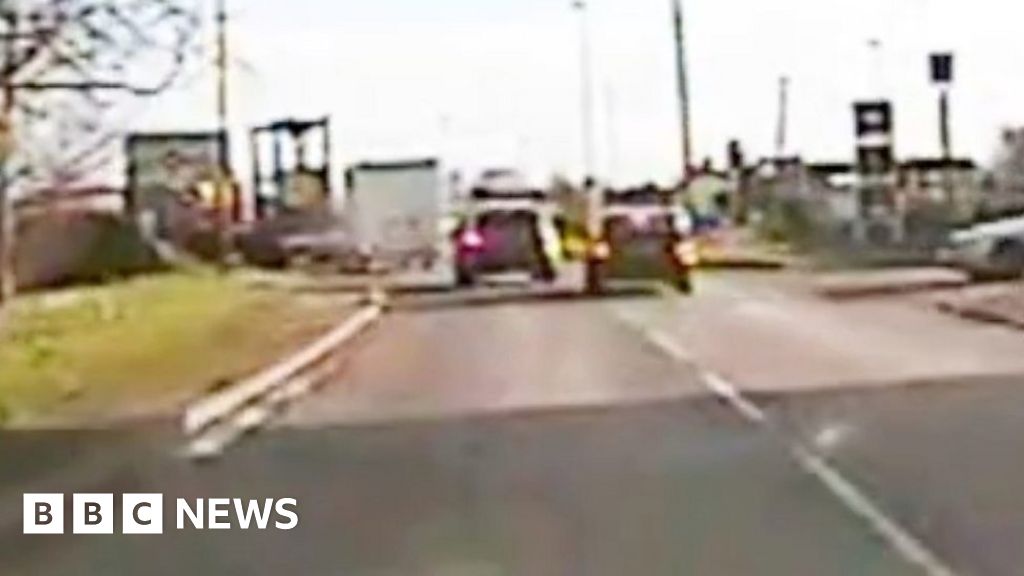 Learner driver's 100mph police pursuit in Cambridgeshire